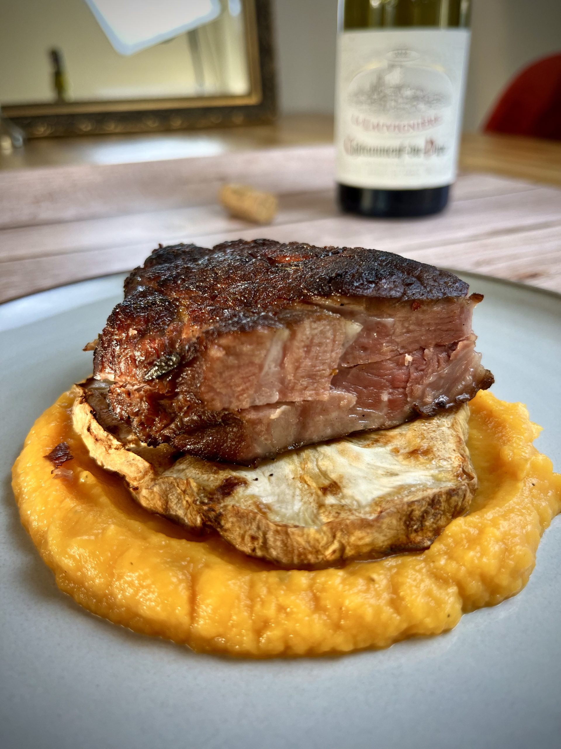 Langzaam gegaarde Angus sukade - The Grilling Bastard